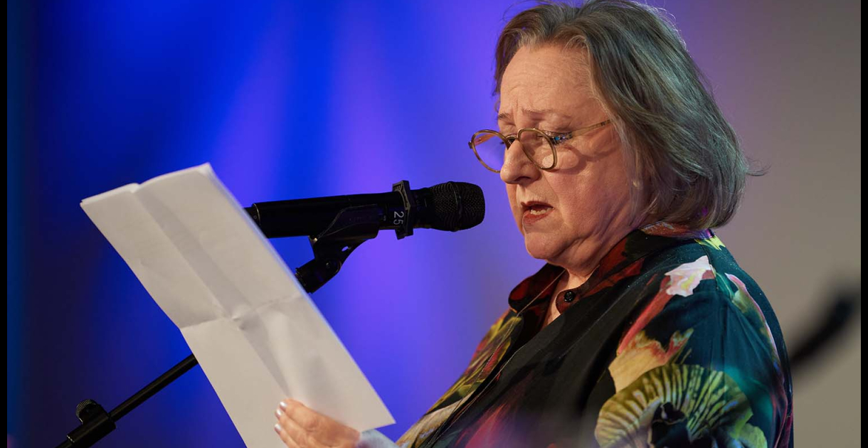 "Taiteen toteutumisen edellytys on, ettei siitä ole mitään hyötyä ...